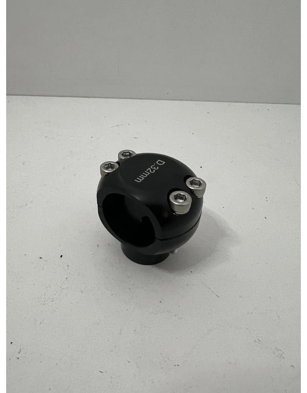 Gebruikt chassis klem 32mm - Gebruikte 32mm klem voor kart chassis ...